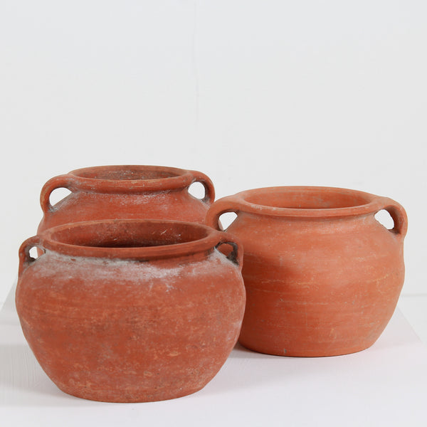 Collection of three Mediterranean Terracotta Pots – Anton & K